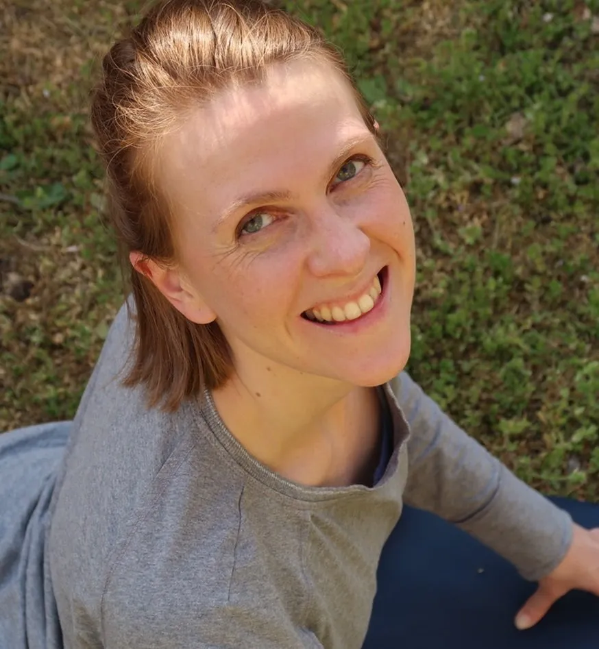 Anna Sophie Pietsch – Certified RYC® Teacher & Pelvic Floor Yoga Instructor